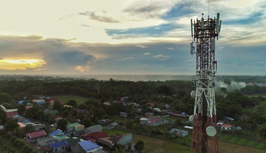 Globe secures 700+ permits to build more cell towers nationwide - THEPHILBIZNEWS